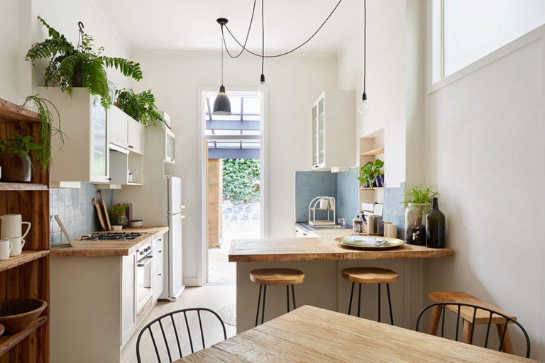 12 Genius Airbnb Tips, Secrets and Hacks for First Timers - Gathering ...