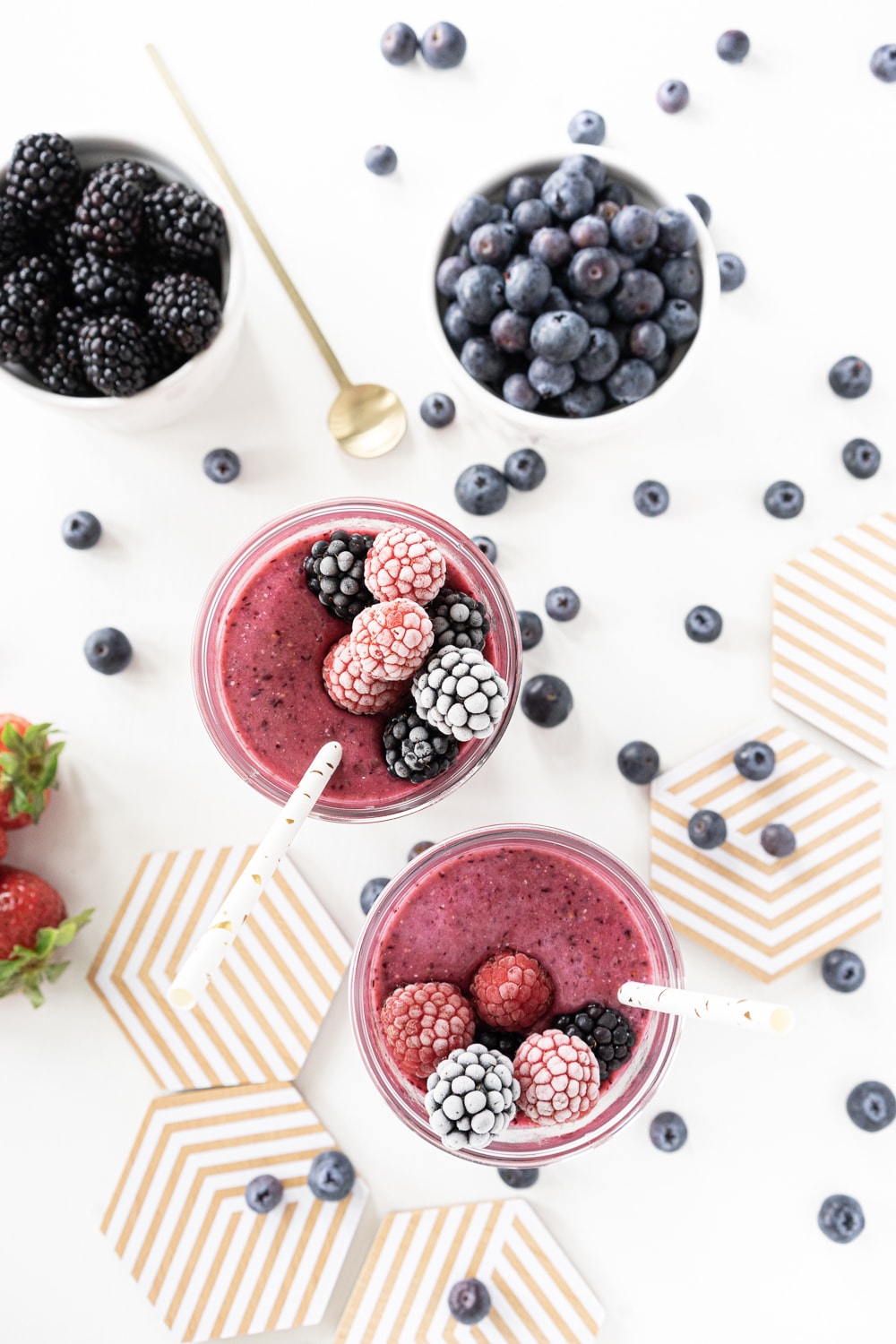 Healthy Berry Smoothie - Gathering Dreams
