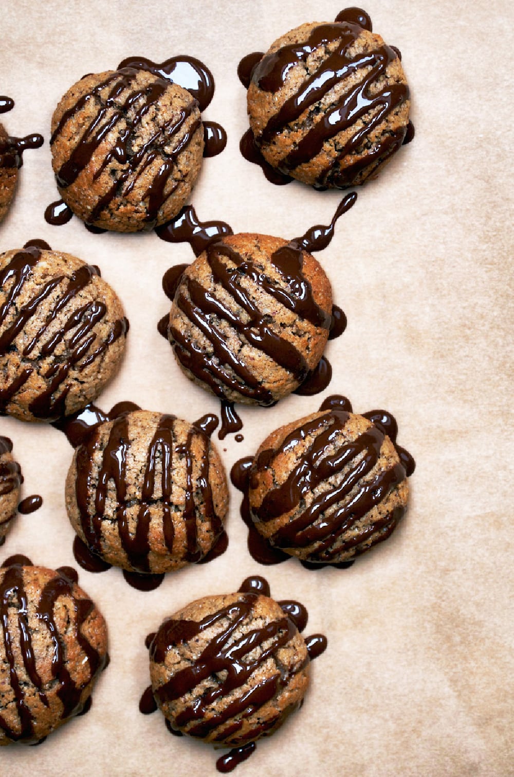 21 Healthy Christmas Cookies That Are Insanely Good!