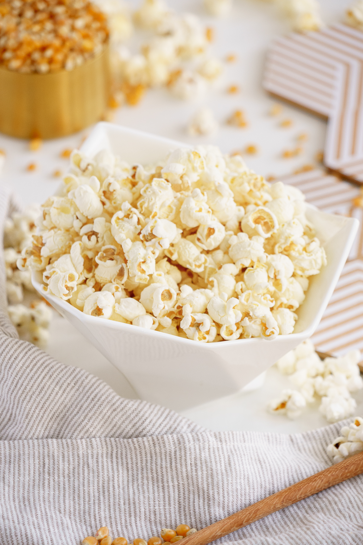 Healthy Air Popped Popcorn (Stovetop Or Microwave) - Gathering Dreams