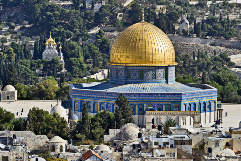 27 Historical Places In The World That Will Take Your Breath Away